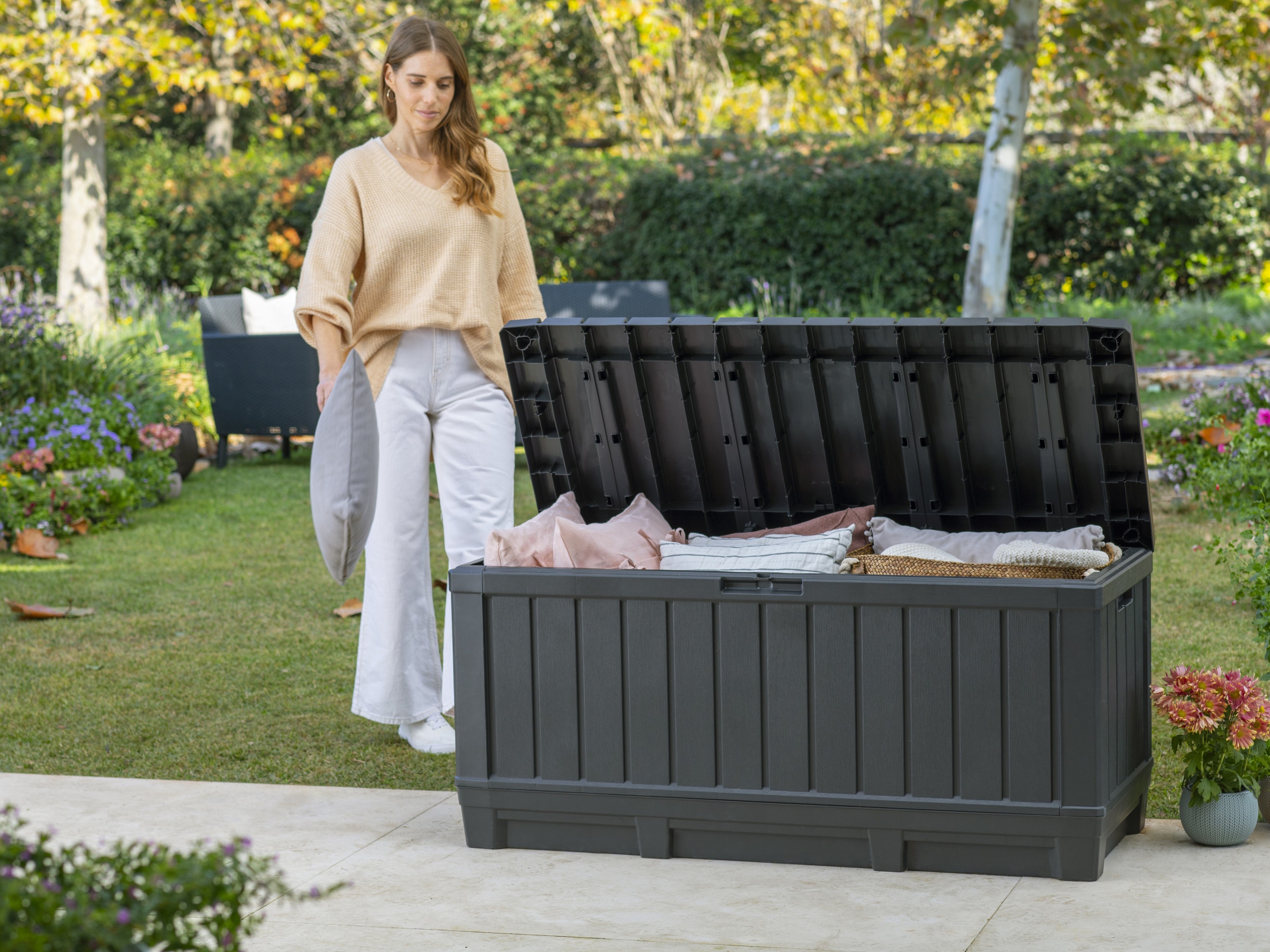 Keter Kentwood Box 350L Graphite – Keter New Zealand